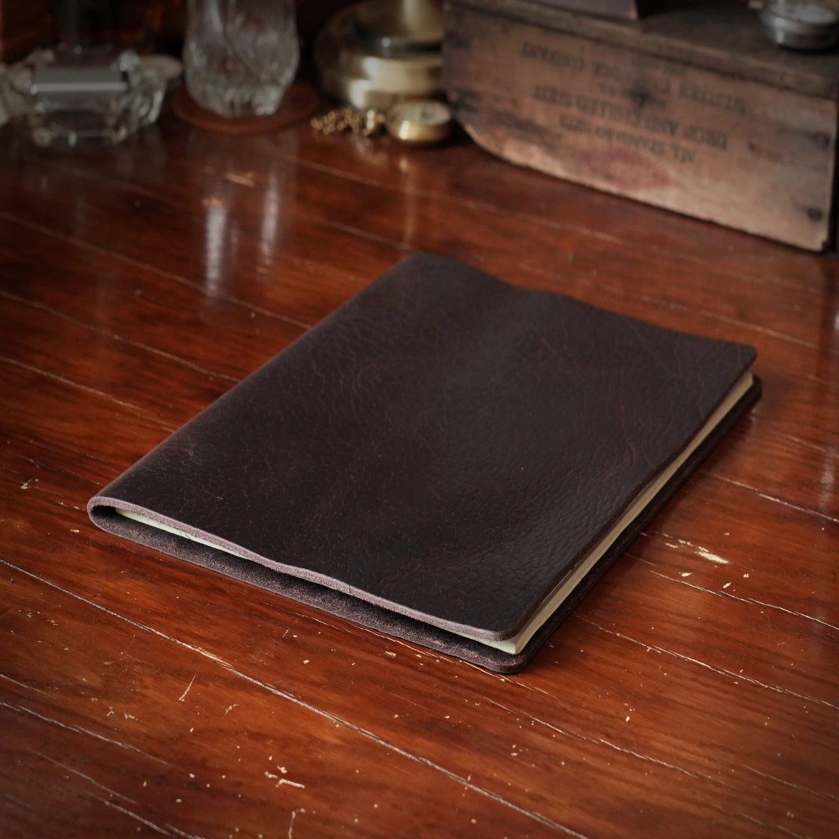 Signature Collection - Leather Folder – Murdy Creative Co.
